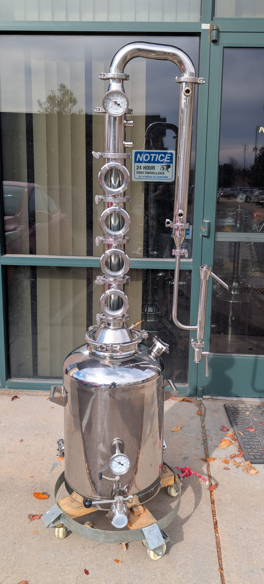 16 Gallon Stainless 4 Inch Mile Hi Flute - 4 Sections | Mile Hi Distilling